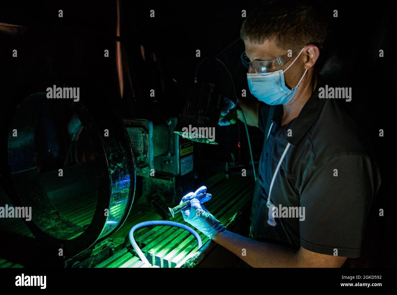 Safety defects hi-res stock photography and images - Alamy