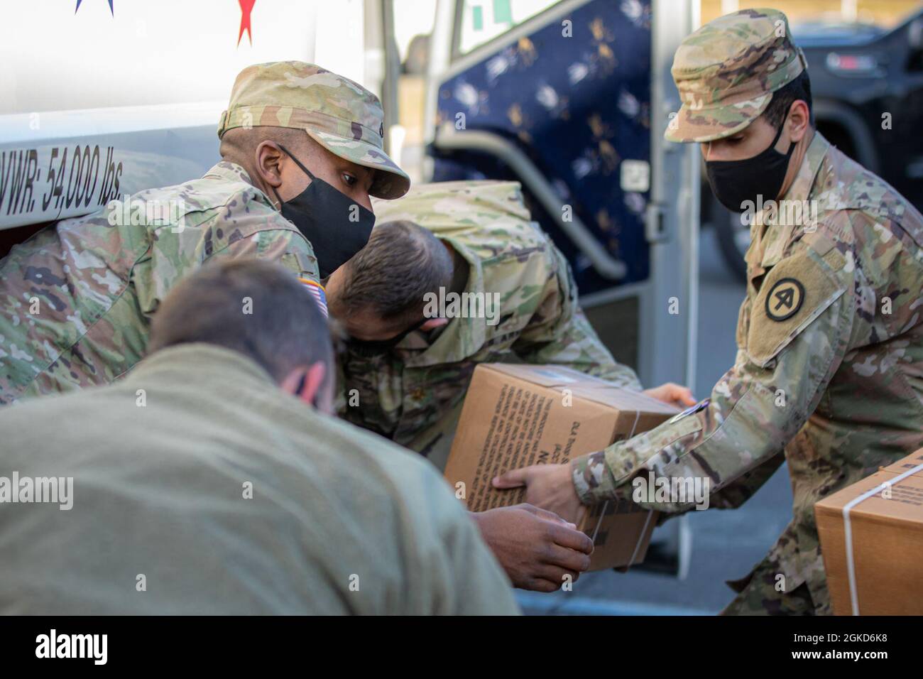 U.S. Army National Guard Soldiers, with the New Jersey National Guard’s ...