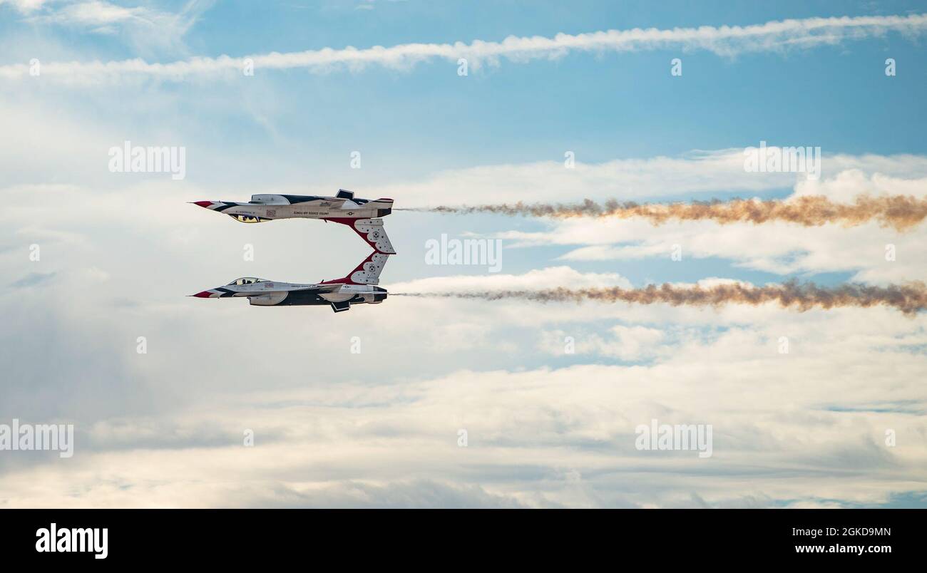 Maj. Michelle Curran, U.S. Air Force Air Demonstration Squadron ...