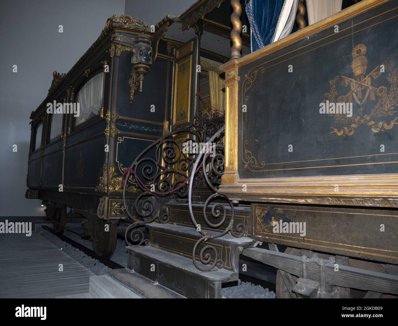 Vatican railway hi-res stock photography and images - Alamy