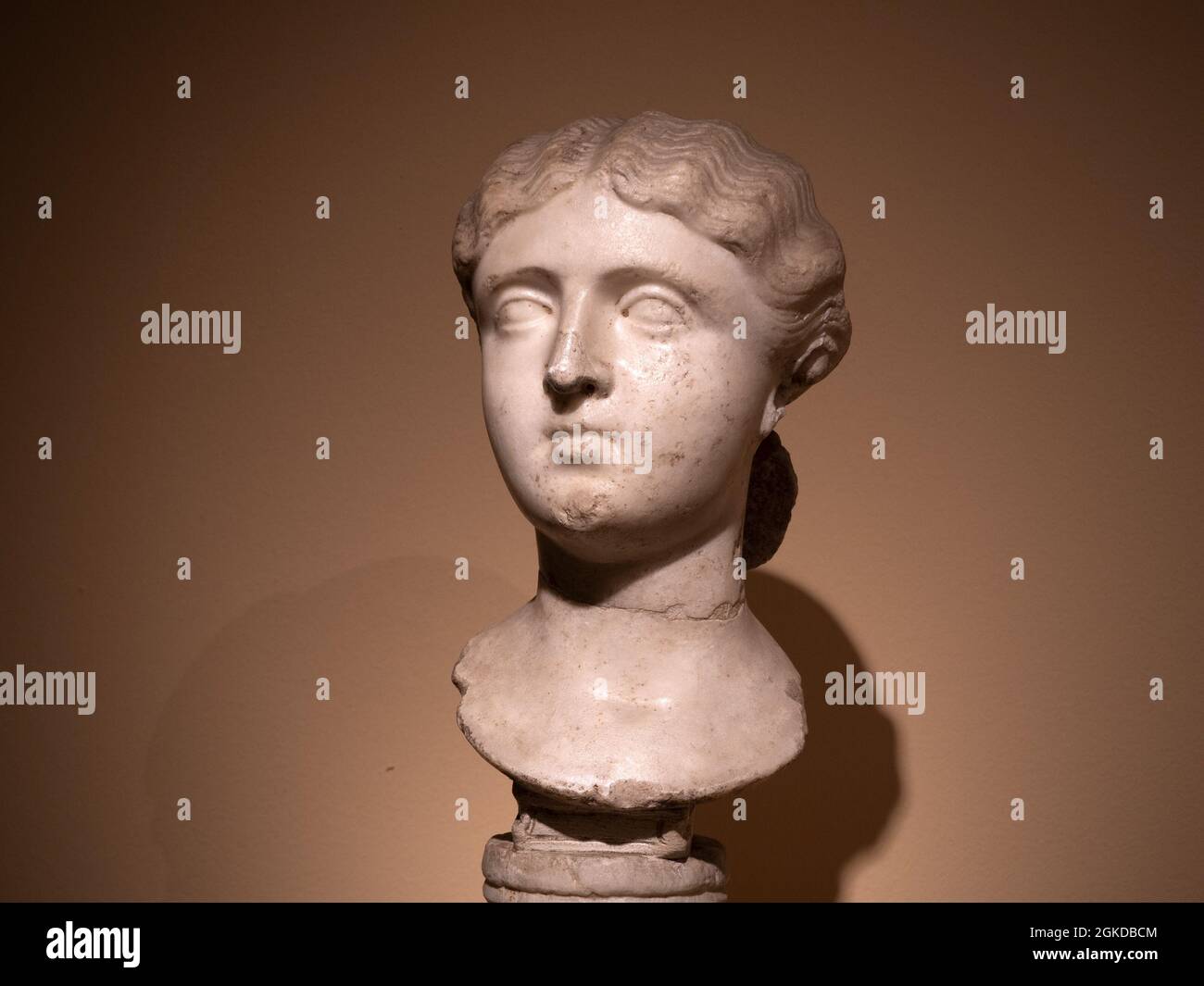 female portrait old roman marble statue detail Stock Photo - Alamy