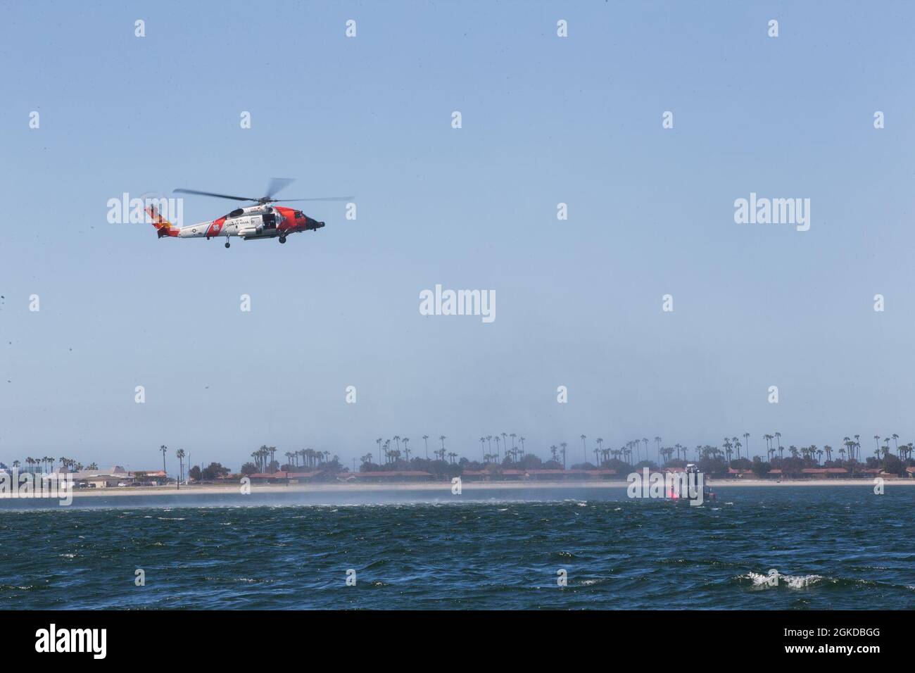 U.S. Marines with 1st Reconnaissance Battalion, 1st Marine Division ...