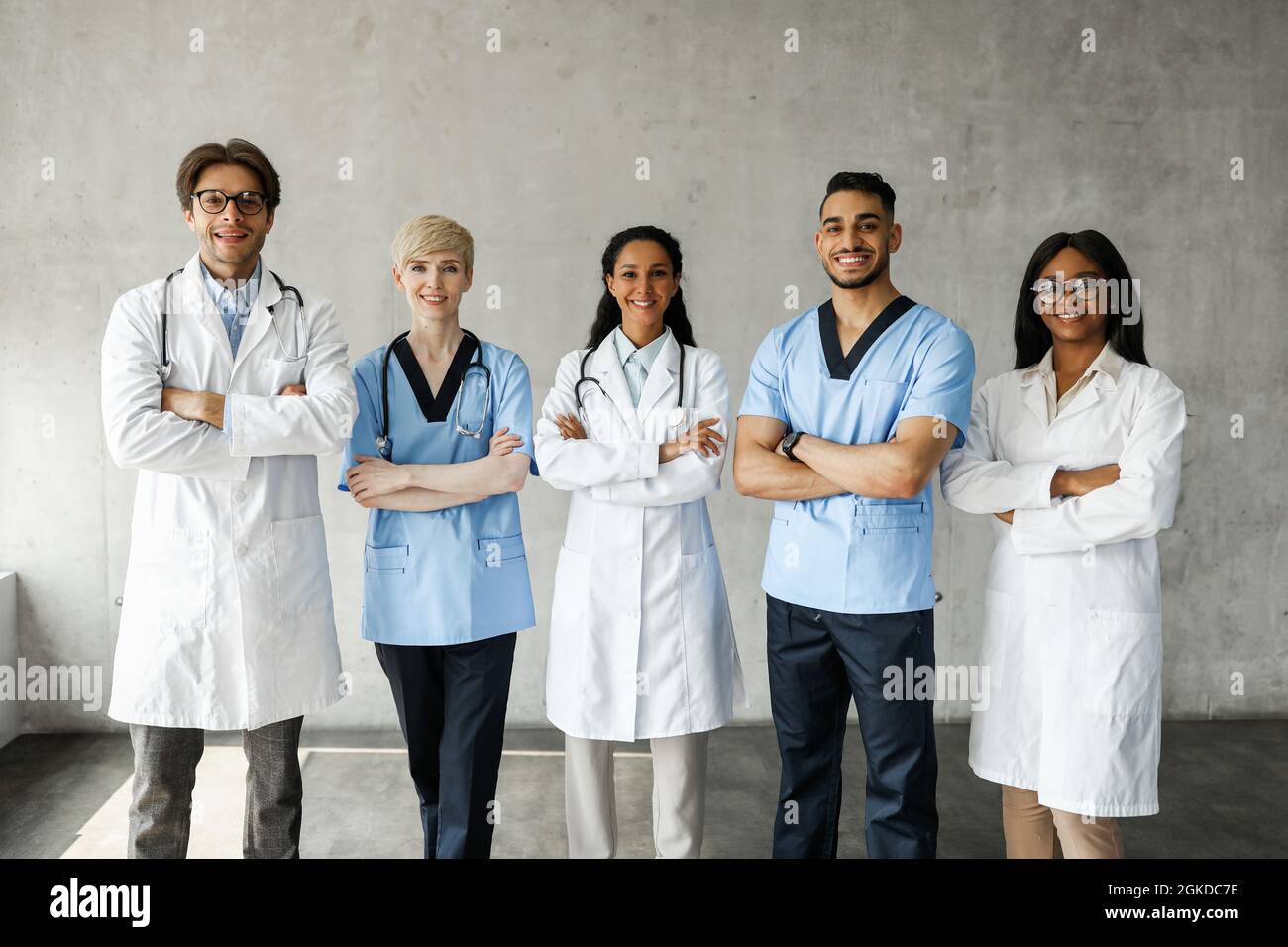 Medical team hi-res stock photography and images - Alamy