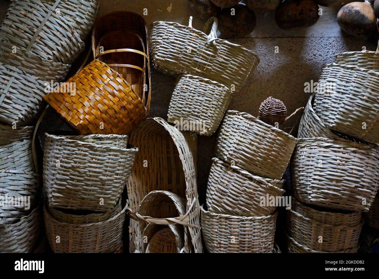 Woven baskets material hi-res stock photography and images - Alamy