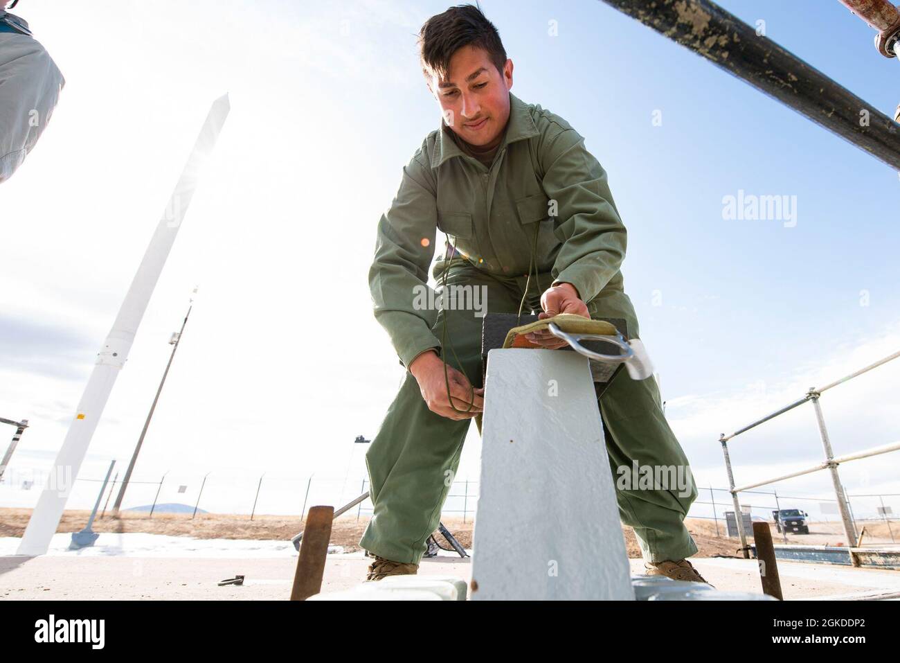 Topside maintenance hi-res stock photography and images - Alamy