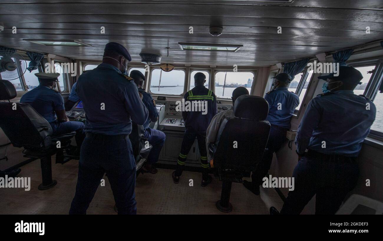 Tema naval hi-res stock photography and images - Alamy