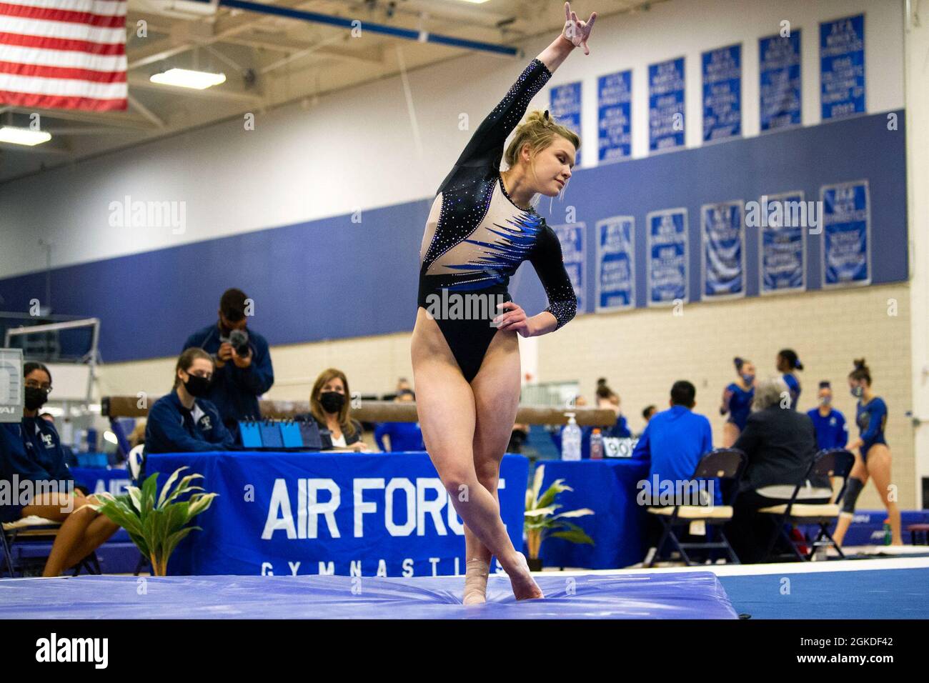 U.S. Air Force Academy – Air Force’s Heidi Sands poses before executing ...