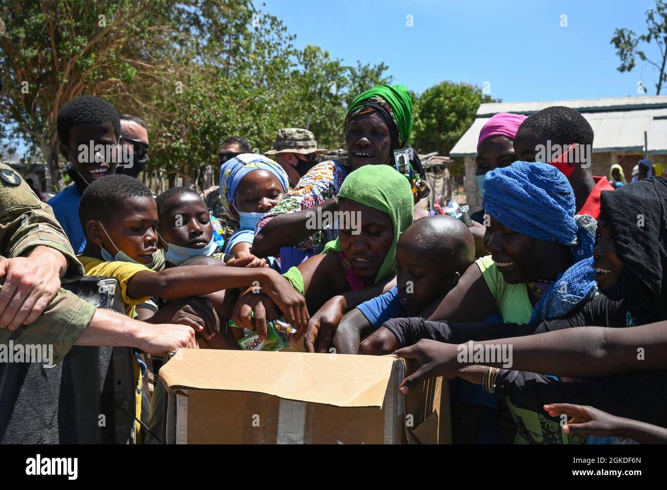 Task force bayonet hi-res stock photography and images - Alamy