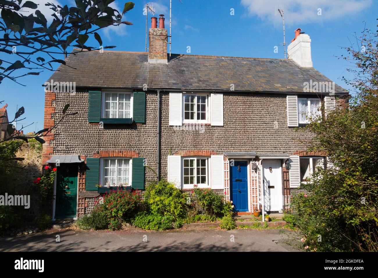 Rottingdean House with walls of round cobbles in render / traditional ...
