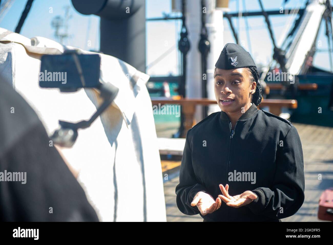 Boston (Mar. 21, 2021) Aviation Ordnanceman 2nd Class Jennifer Jordan ...