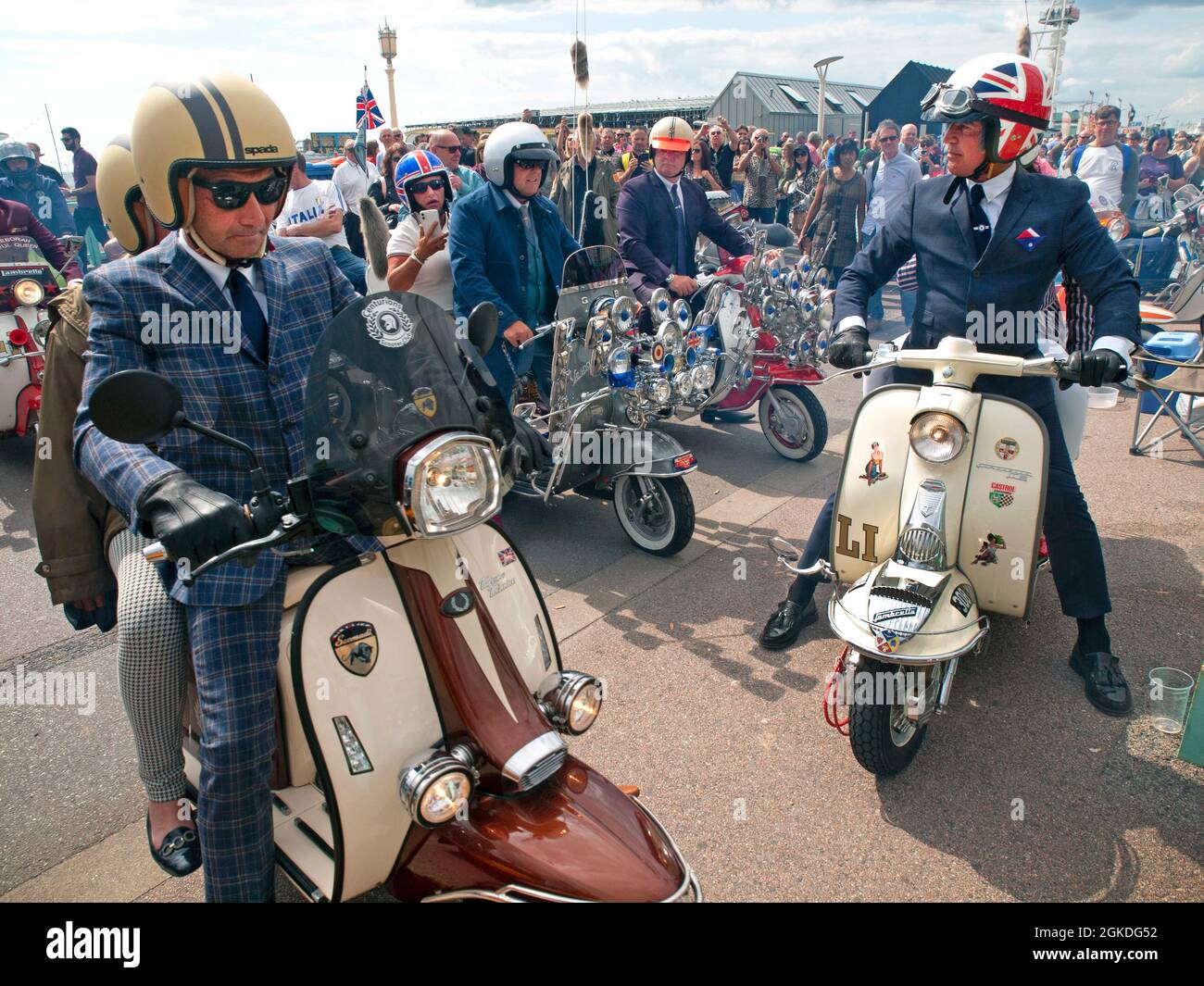 Mods and their scooters in Brighton for the day Stock Photo - Alamy