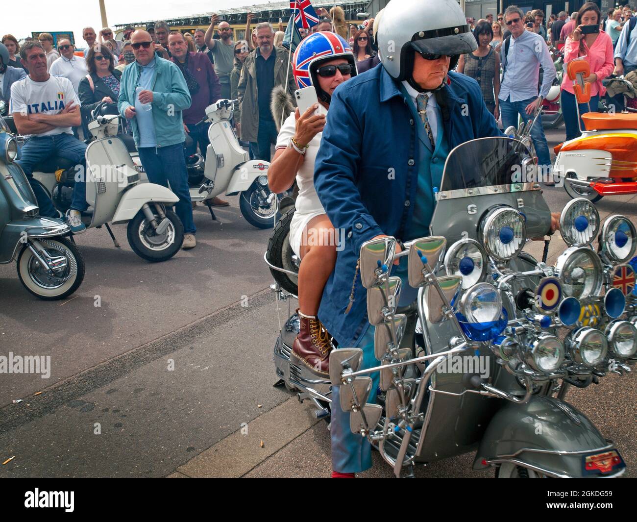 Mods and their scooters in Brighton for the day Stock Photo - Alamy