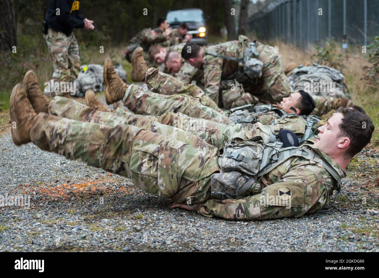 Washington Army National Guard soldiers assigned to 1st Battalion ...
