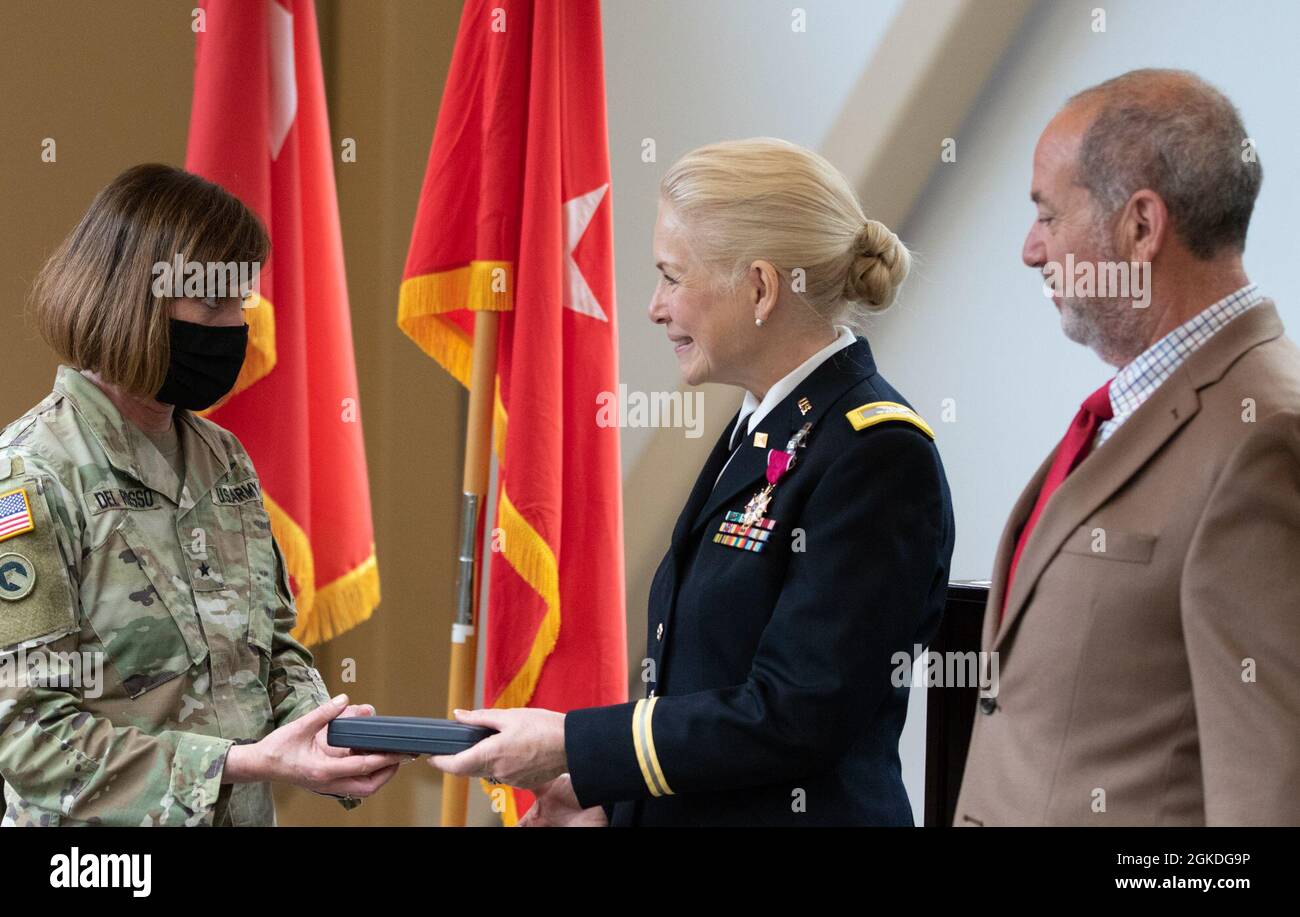 Brig. Gen. Dianne Del Rosso, commander, 311th Sustainment Command ...