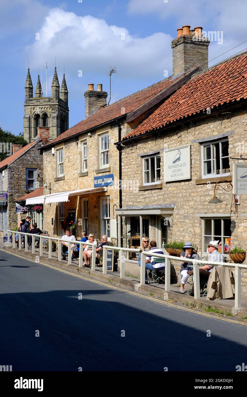 Helmsley street hi-res stock photography and images - Alamy