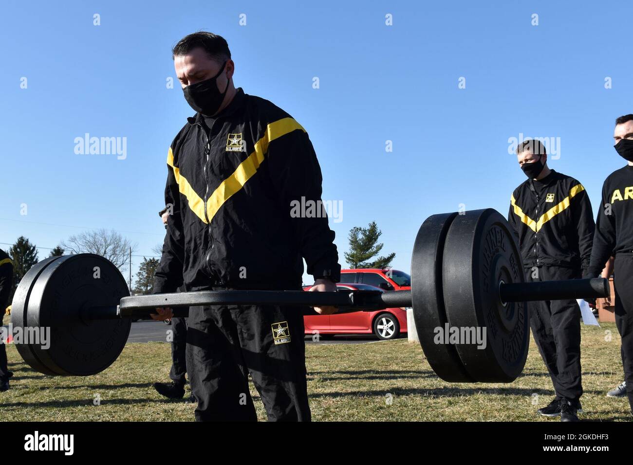 A Soldier assigned to the 174th “Patriot” Infantry Brigade performs the ...