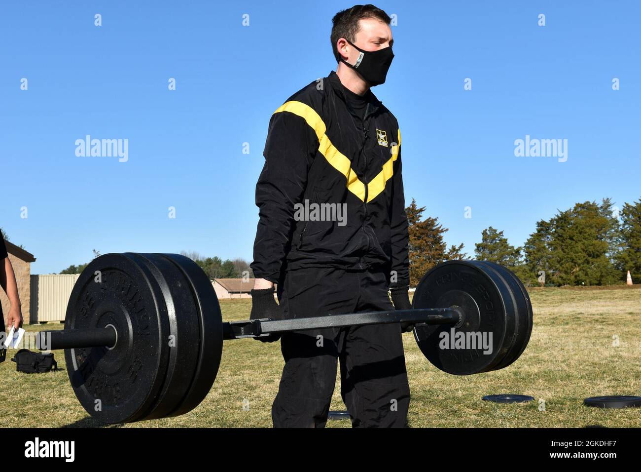 A Soldier assigned to the 174th “Patriot” Infantry Brigade performs the ...