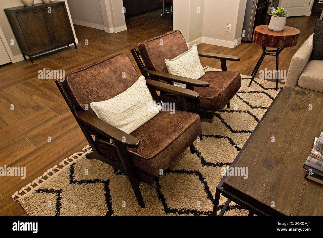 Two arm chairs hi-res stock photography and images - Alamy