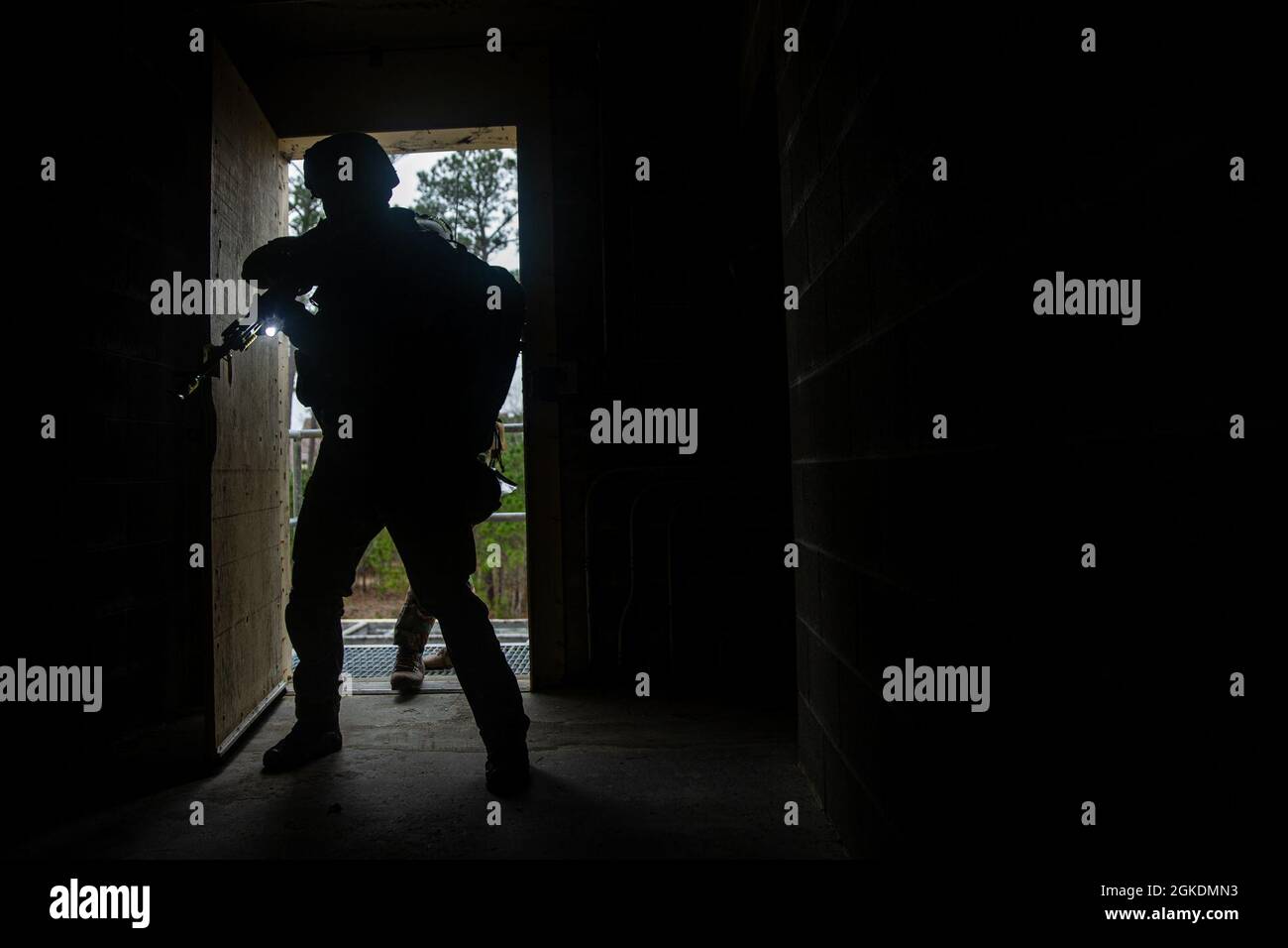 Military breach tactics hi-res stock photography and images - Alamy