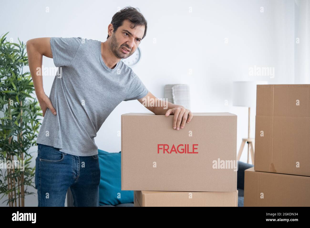 Lift box strain hi-res stock photography and images - Alamy