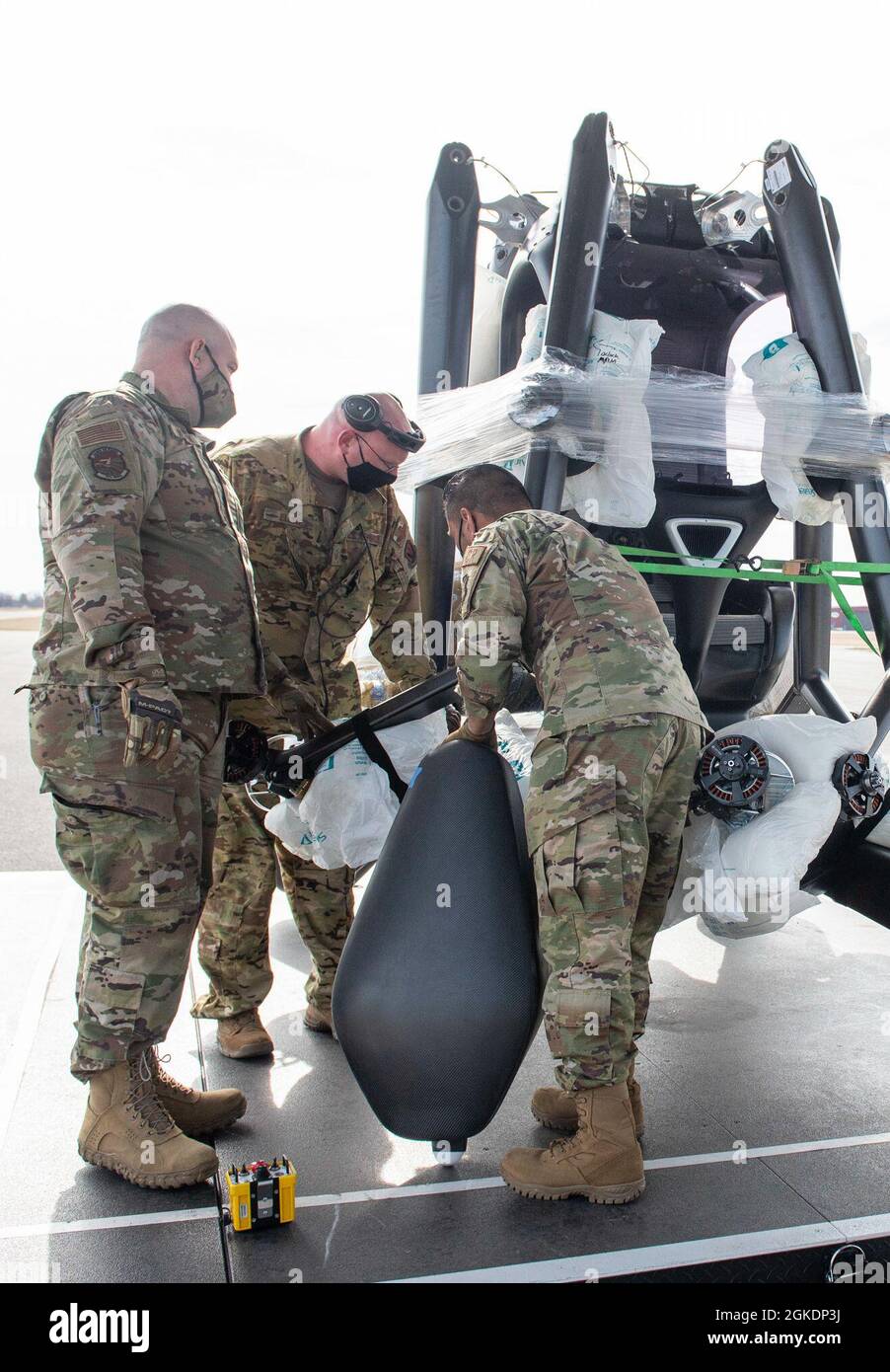 CAPTION U.S. Airmen from the 79th Rescue Squadron and the 571st ...