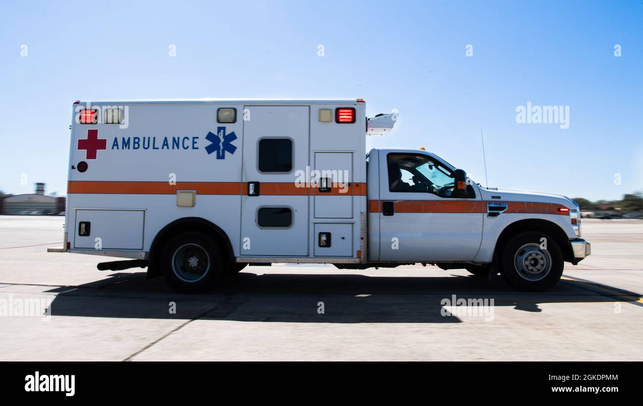 2nd healthcare operations squadron hi-res stock photography and images ...