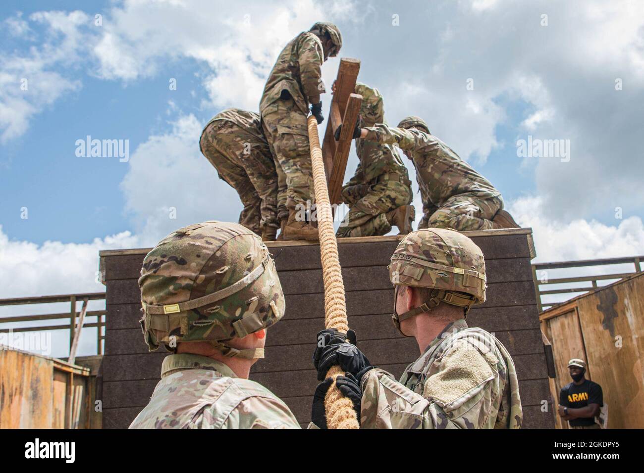 Soldiers From The 25th Combat Aviation Brigade 25th Infantry Division