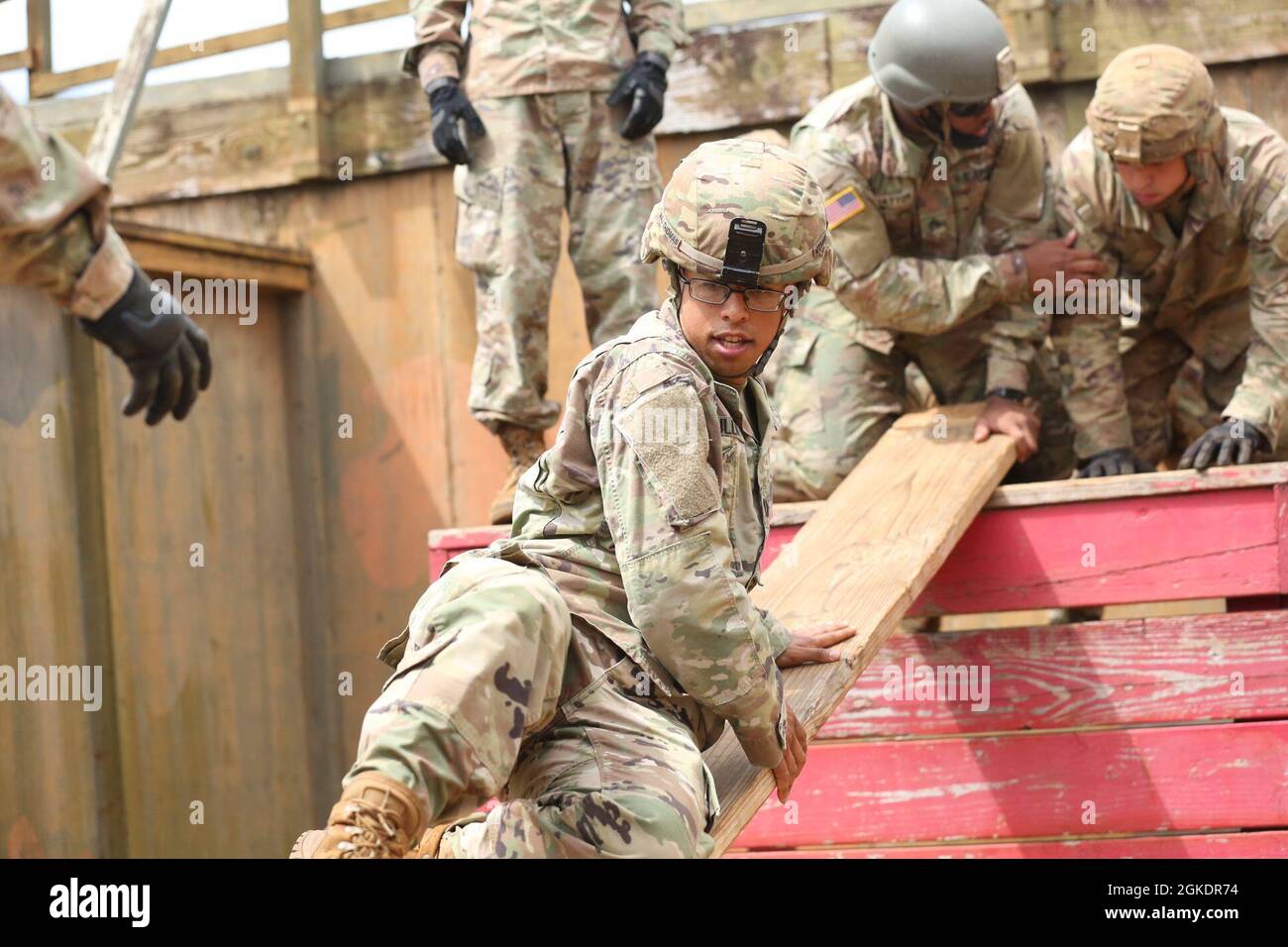 25th Combat Aviation Brigade Soldiers conduct training at the Leader ...