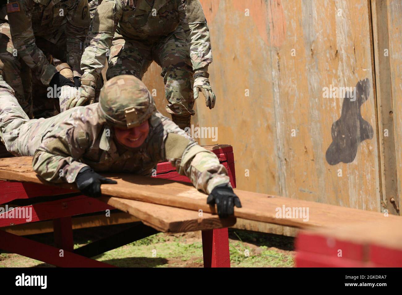 25th Combat Aviation Brigade Soldiers conduct training at the Leader ...