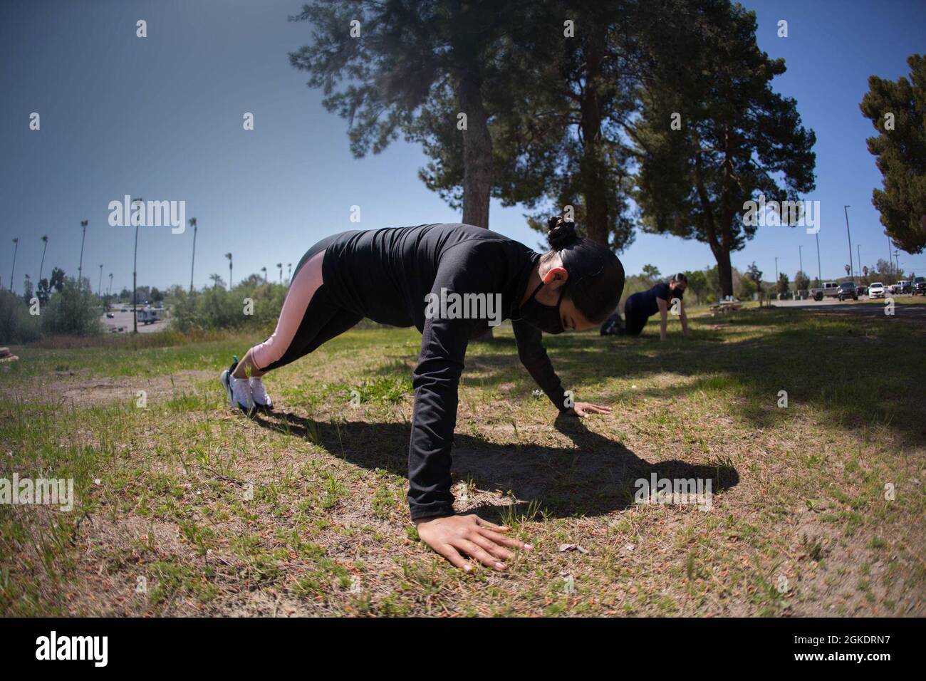 U.S. Marines and Sailors of 1st Marine Logistics Group participate in ...
