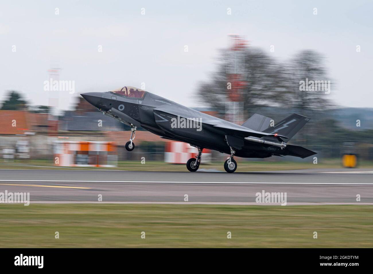 An F-35B Lighting assigned to Royal Air Force Marham, England, lands on ...