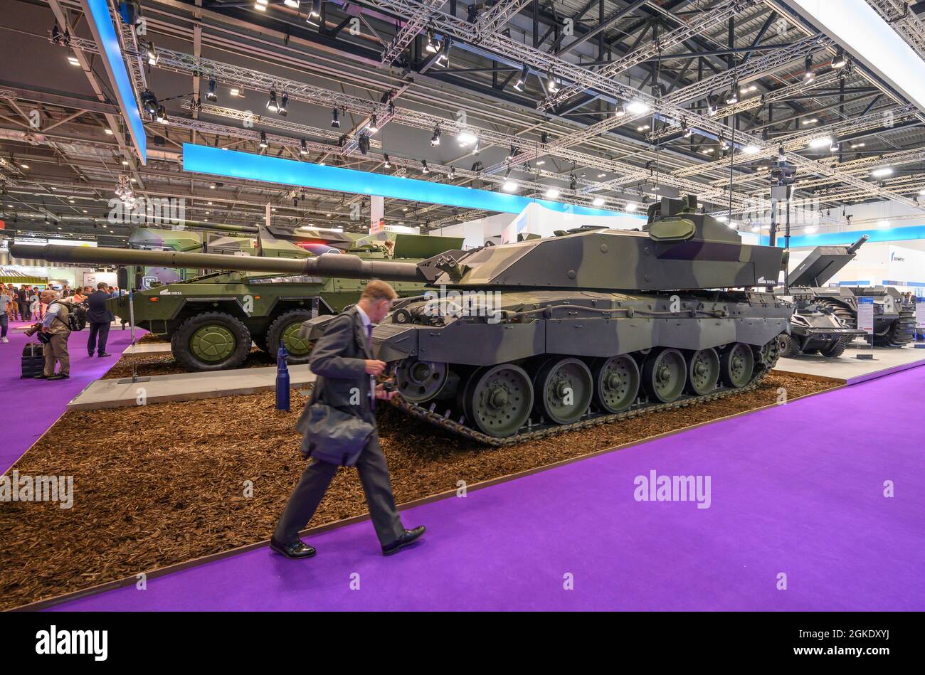 Rheinmetall bae systems land hi-res stock photography and images - Alamy