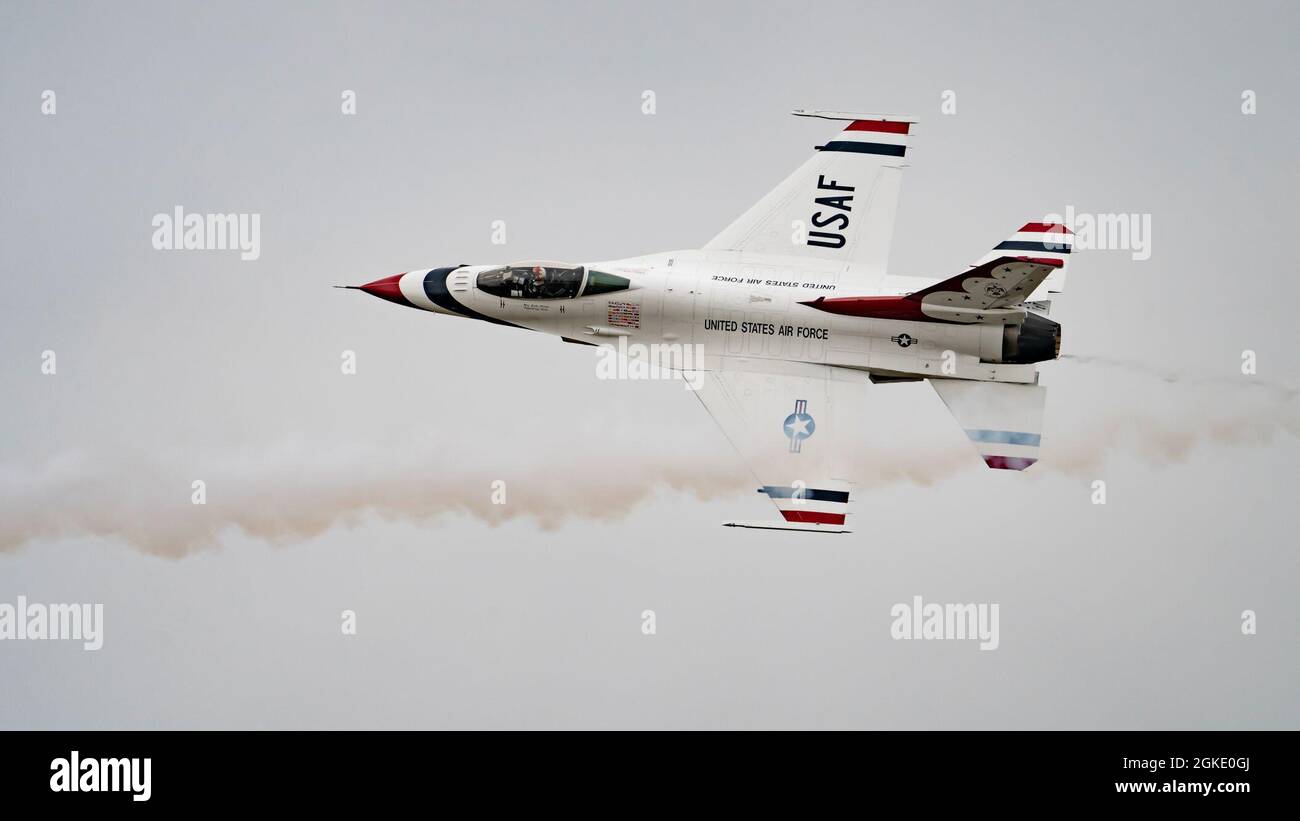 U.S. Air Force Thunderbirds train and present to Gen. Mark D. Kelly ...