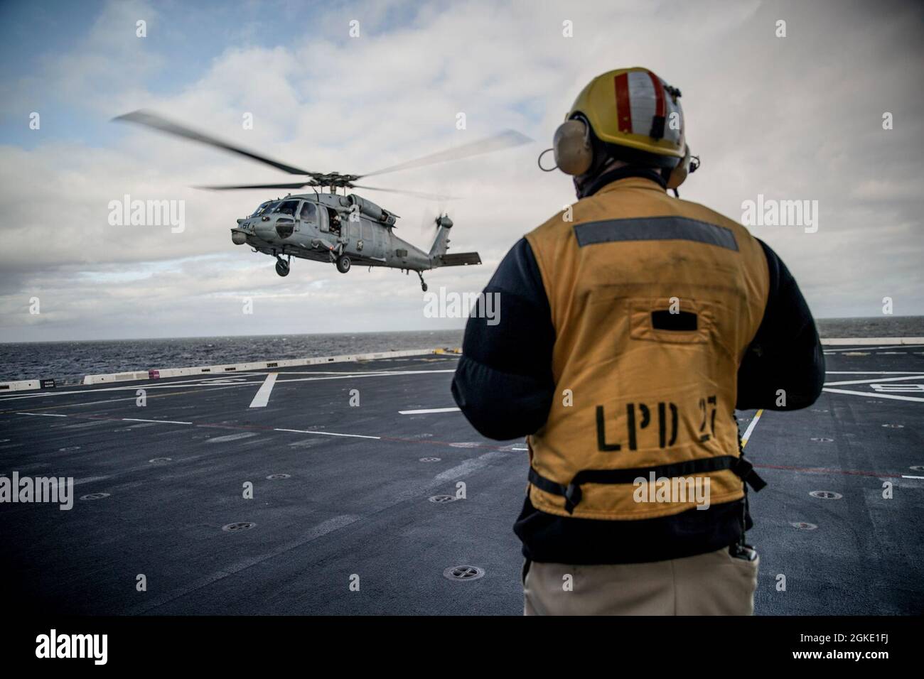Expeditionary strike group integration esg hi-res stock photography and ...