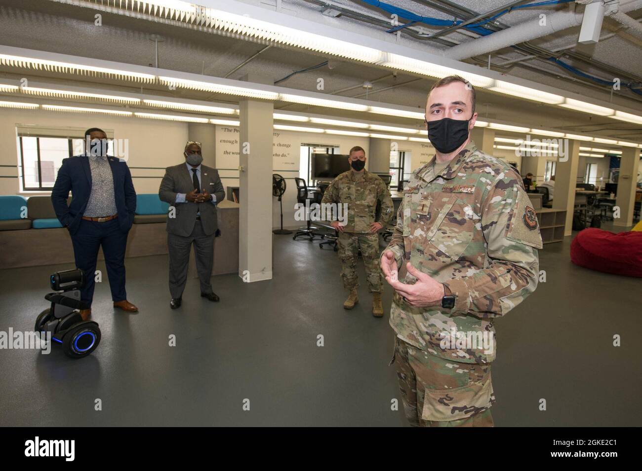 436th operations support squadron hi-res stock photography and images ...