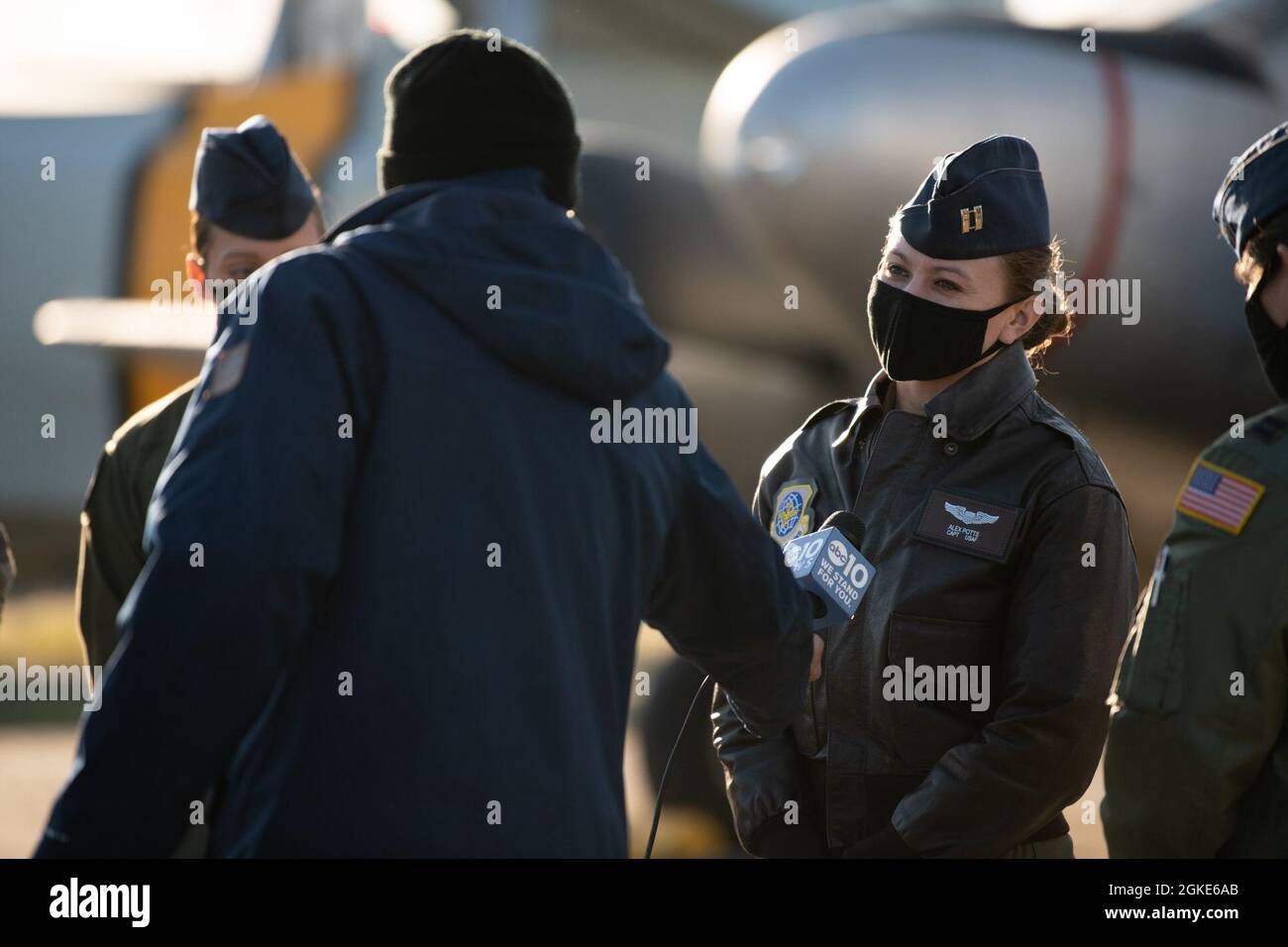 21st airlift squadron c 17 pilot hi-res stock photography and images ...