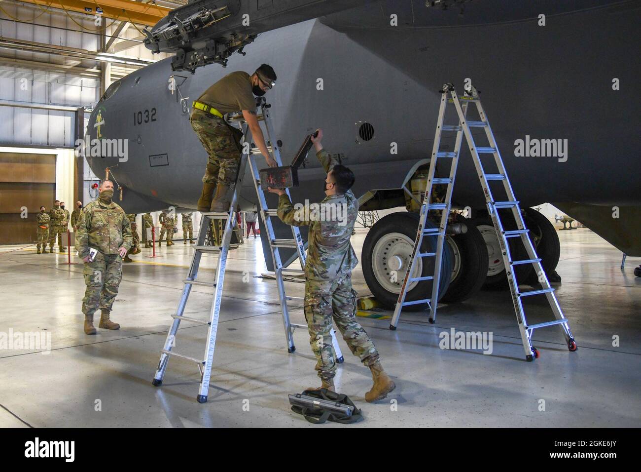 Load crew competition hi-res stock photography and images - Alamy