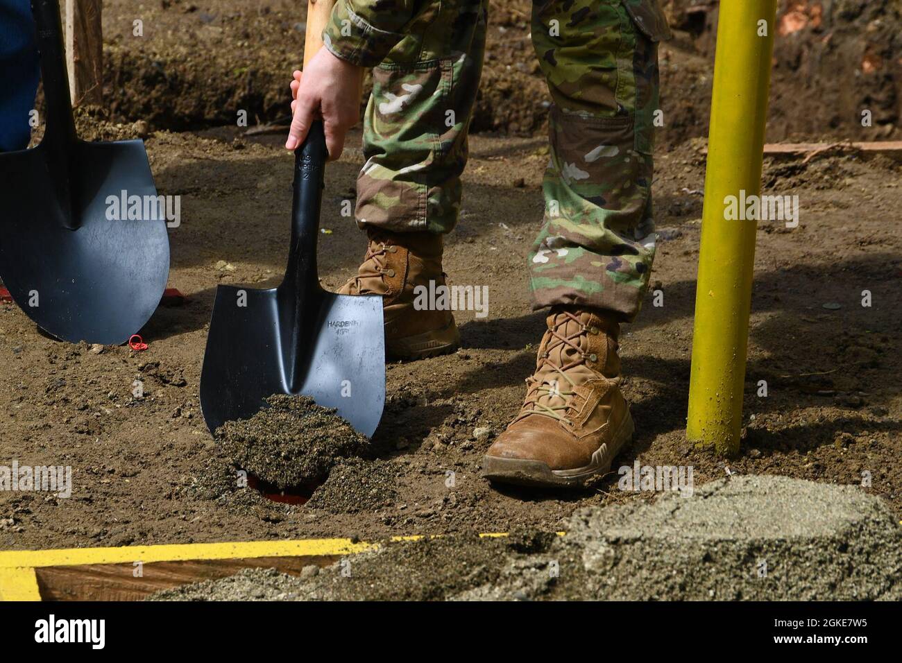 U.S. Army 1st Lt. John Hubbard, 561st Engineering Construction Company ...
