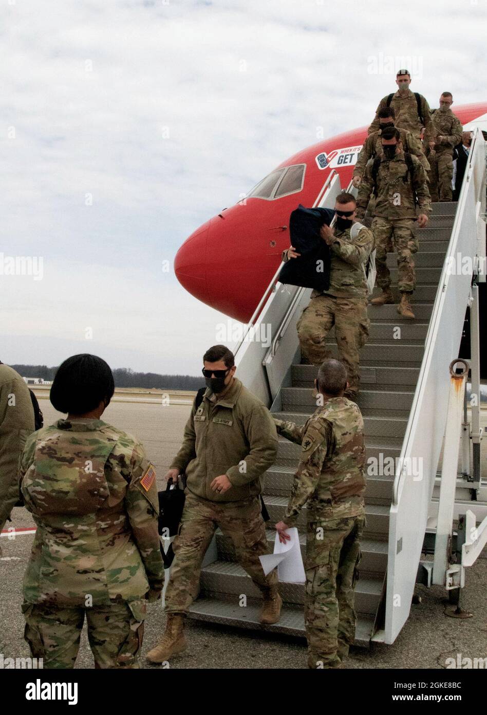 Michigan National Guard Soldiers from the 3-126 Infantry Battalion ...