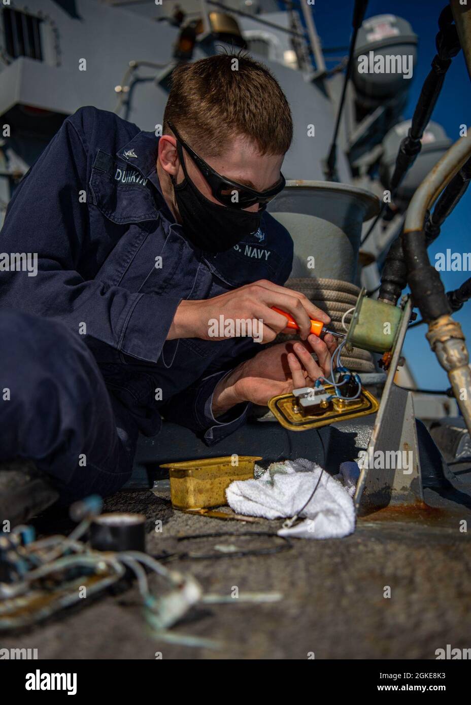 U s navy electricians mate 3rd hi-res stock photography and images - Alamy
