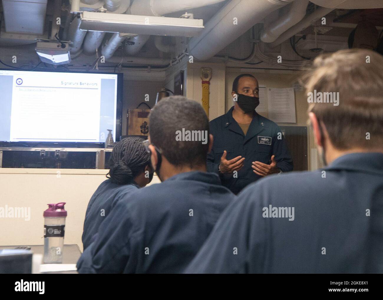 210327-N-VD554-1224 NAVAL BASE GUAM (March 27, 2021) – Boatswain’s Mate ...