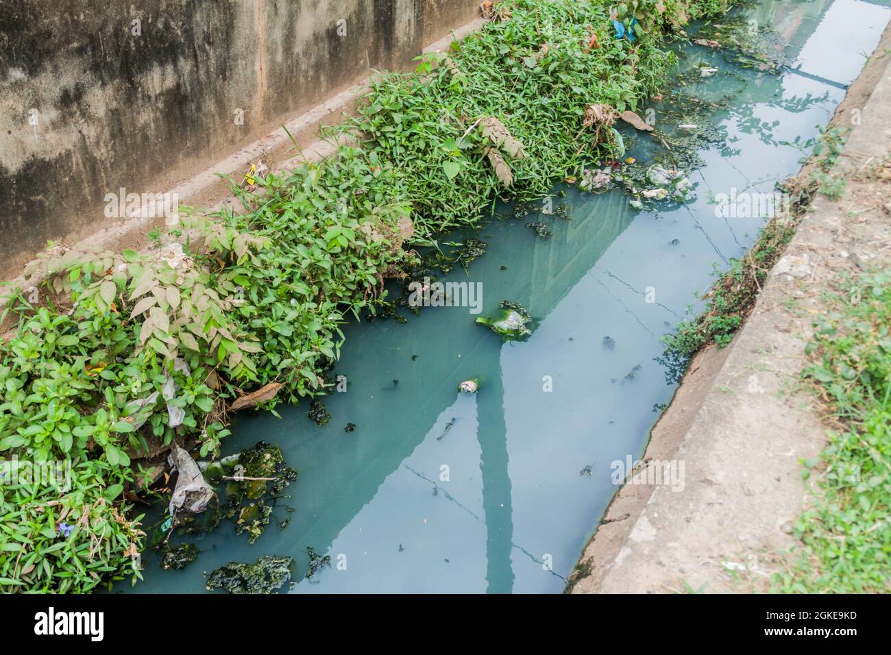 Dirty ditch in Trincomalee, Sri Lanka Stock Photo - Alamy
