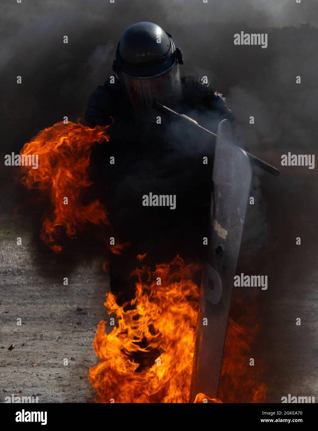 A Polish Armed Forces soldier assigned to Regional Command-East, Kosovo ...