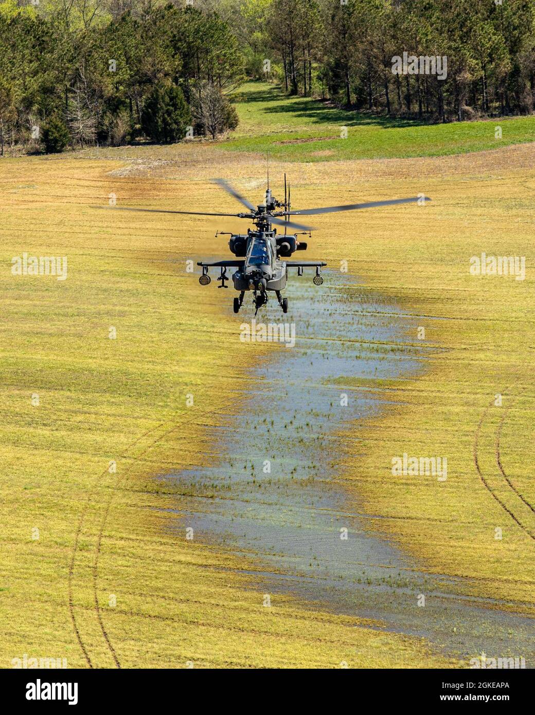 U.S Army Soldiers assigned to Alpha Company, 1st Battalion, 149th ...