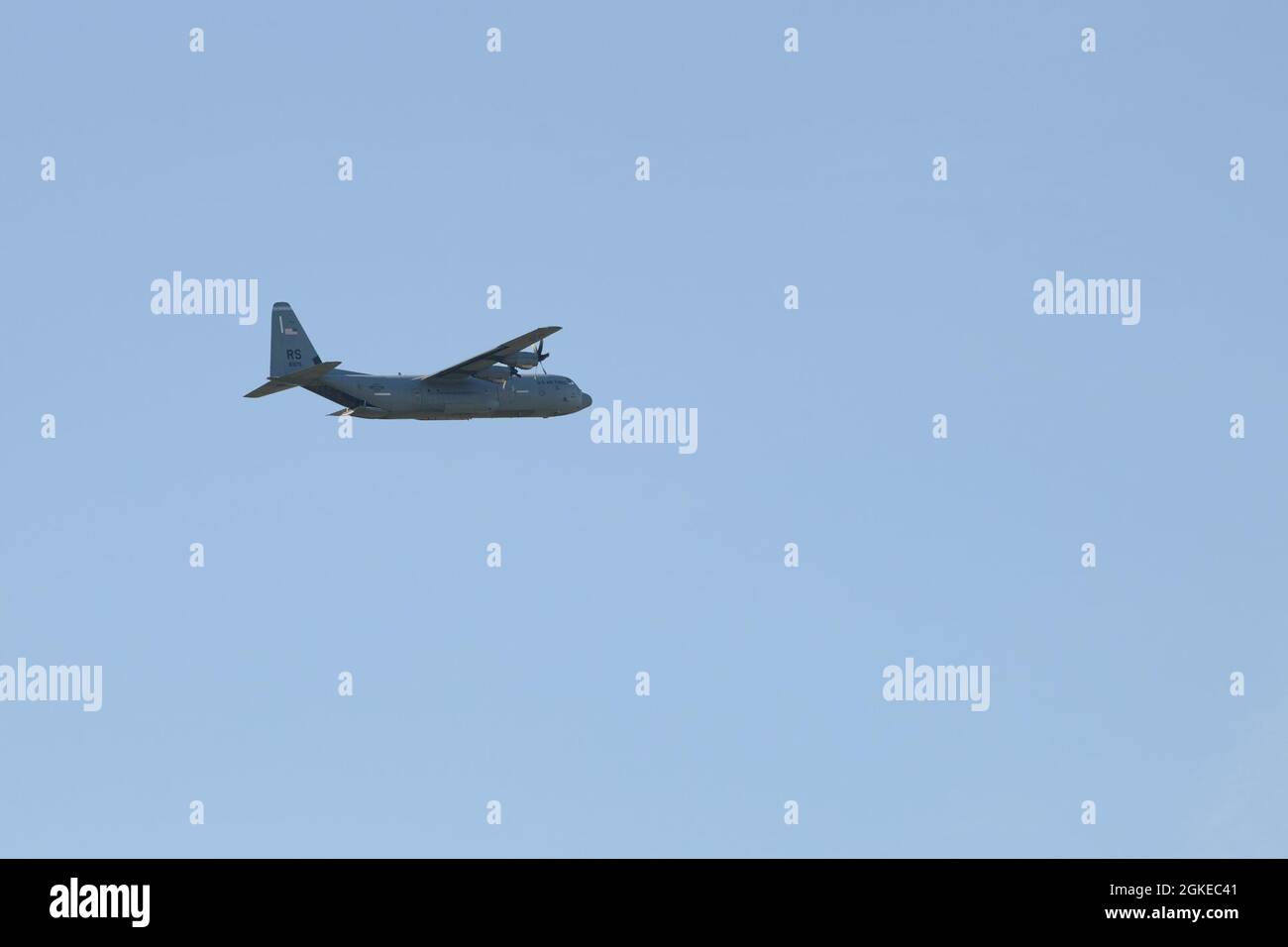 Hercules aircraft cargo ramp hi-res stock photography and images - Alamy