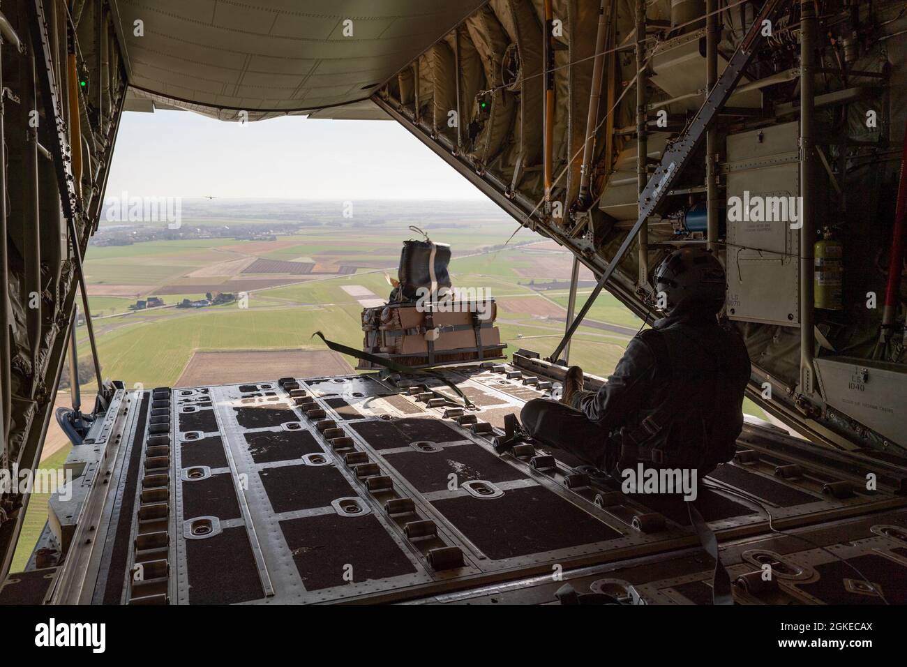 Loadmaster Wallpaper Forwallpapercom WallpaperSTORE*: Shop The New