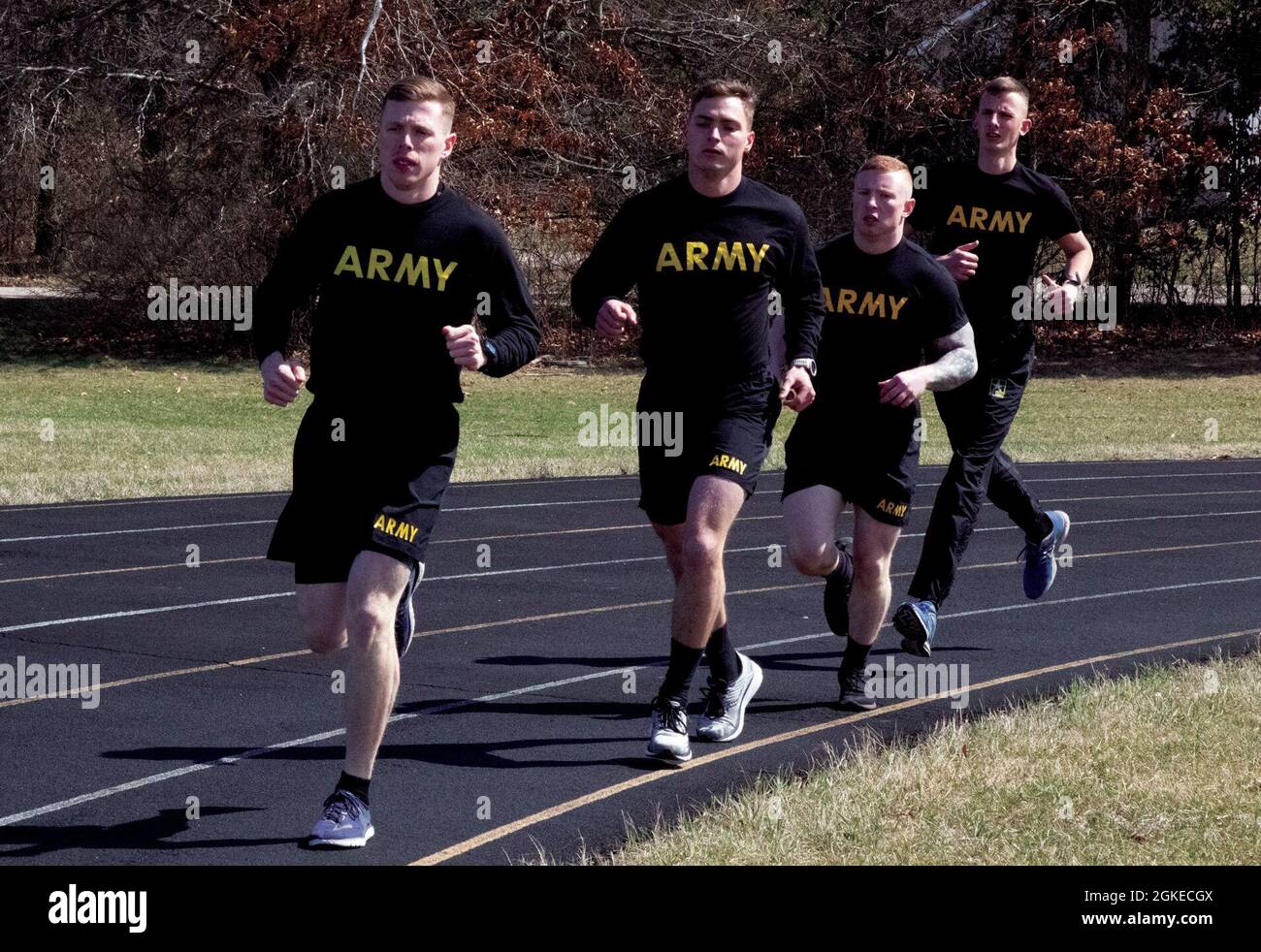 Michigan Army National Guard soldiers perform their two-mile run during ...