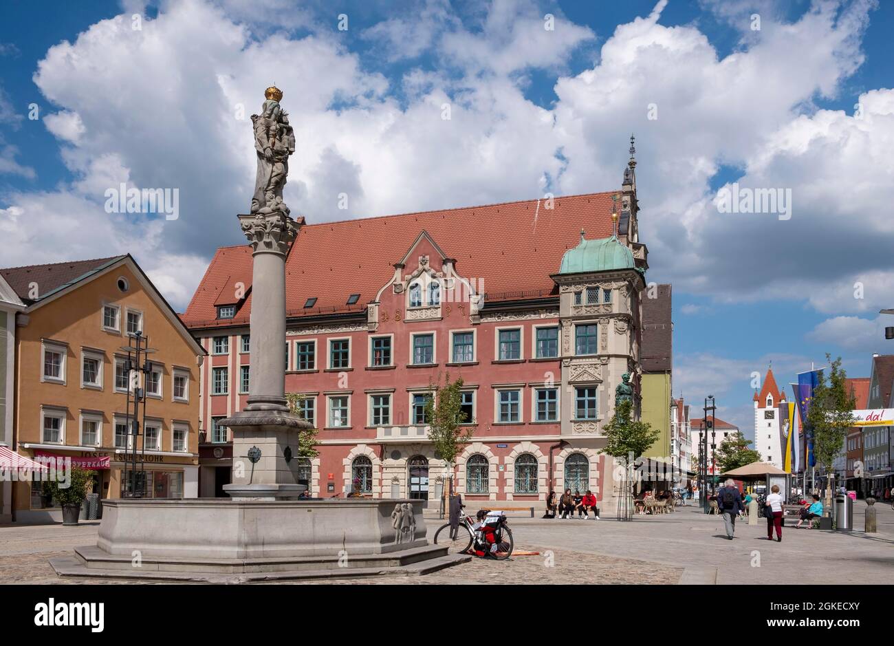 Marienplatz with town hall from 1897 with statue Georg von Frundsberg ...