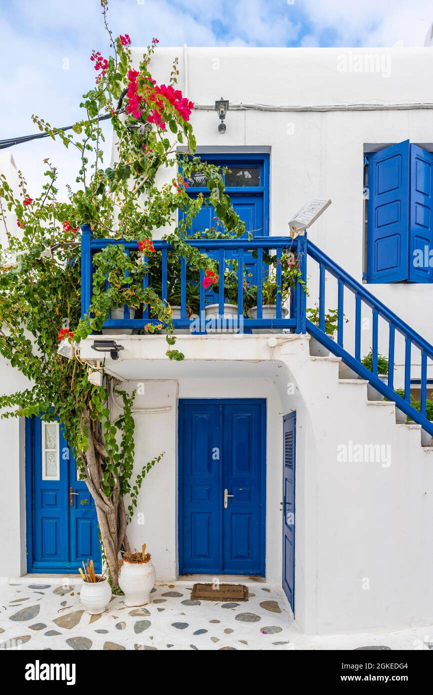 Cycladic white houses with blue shutters, Old Town Chora, Mykonos Town ...