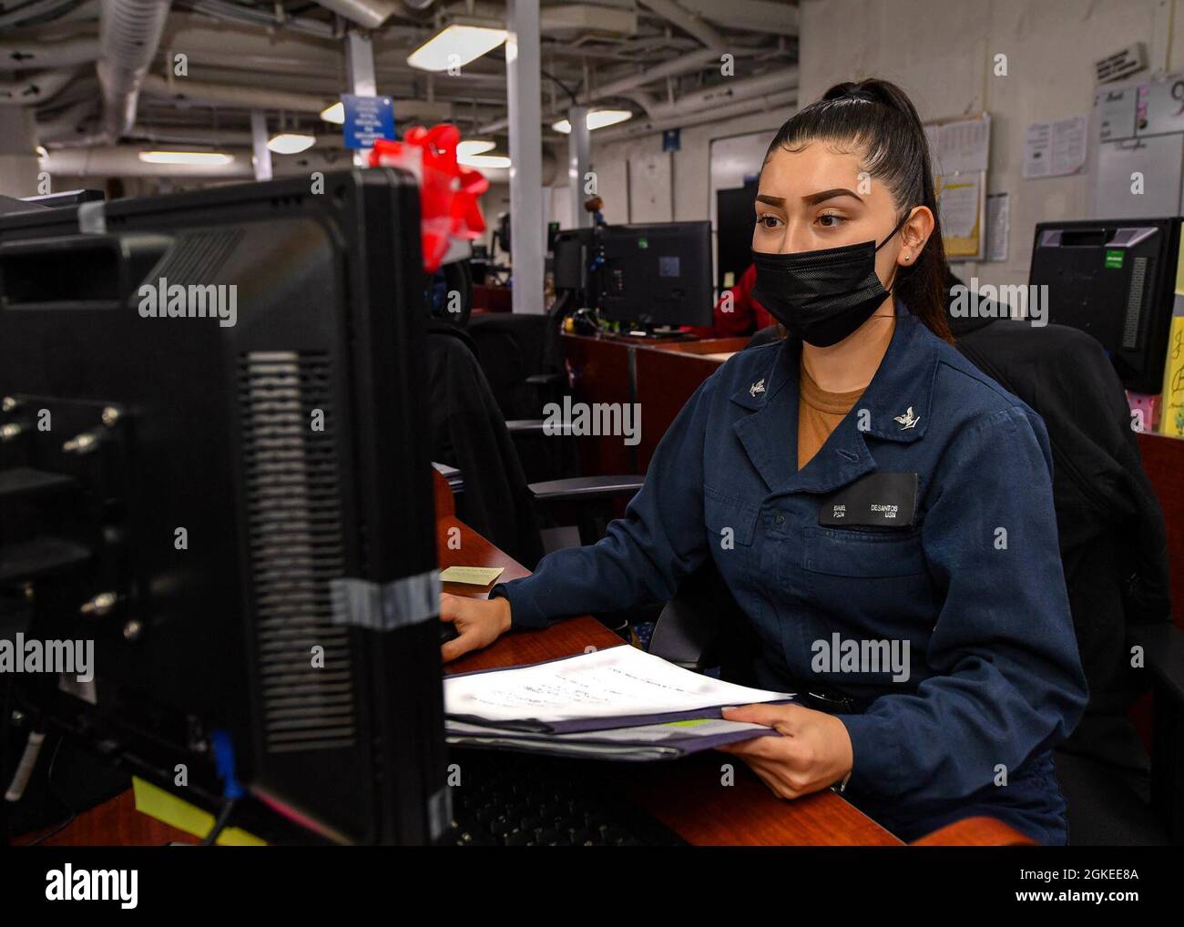 INDIAN OCEAN (March 30, 2021) – U.S. Navy Personnel Specialist 3rd ...